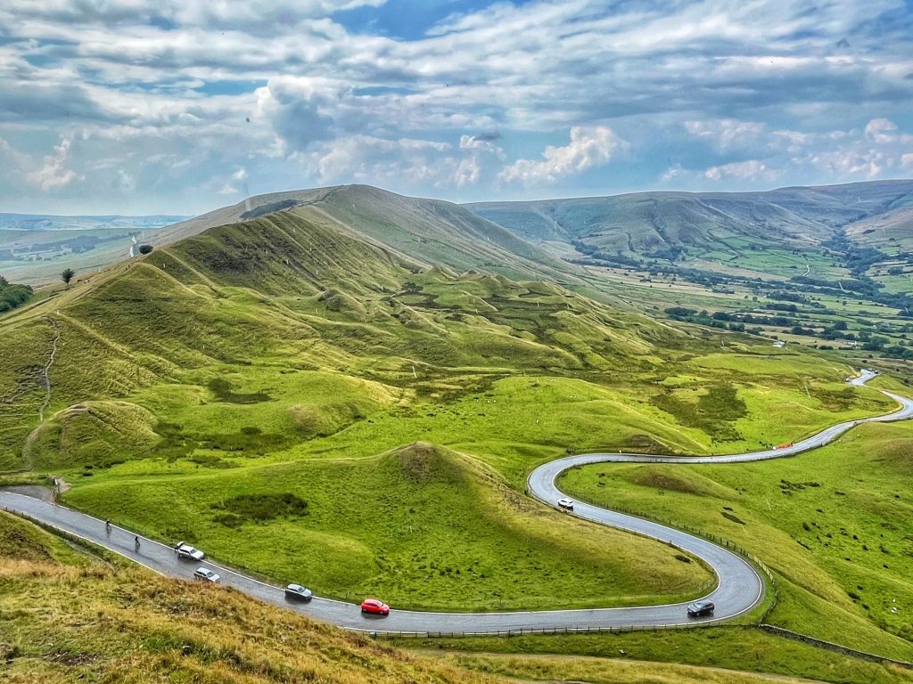 Mam Tor Walk from Castleton | Peak District Walk | Lifehop